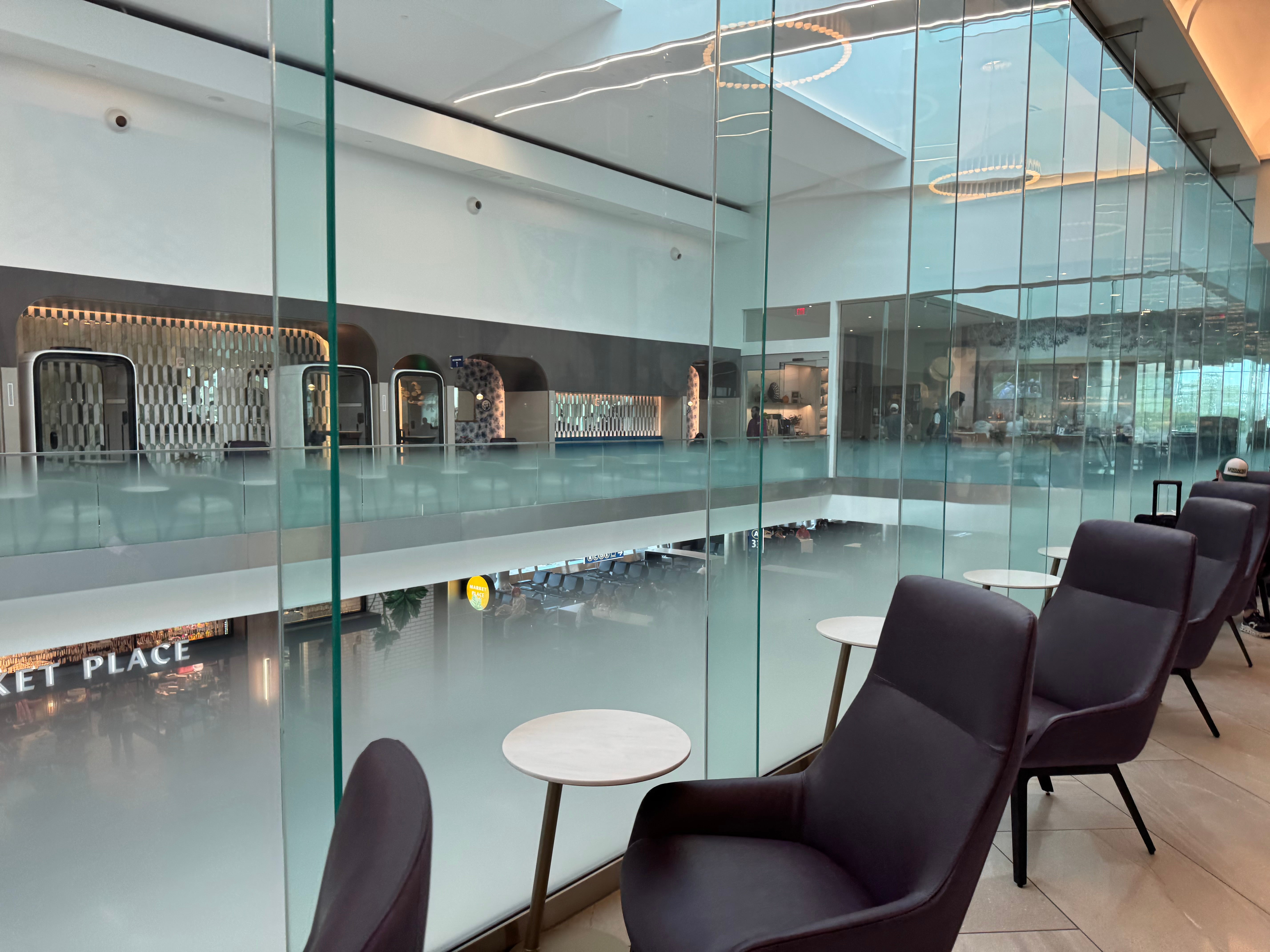 List of Lounges at Charlotte Douglas International Airport [CLT]