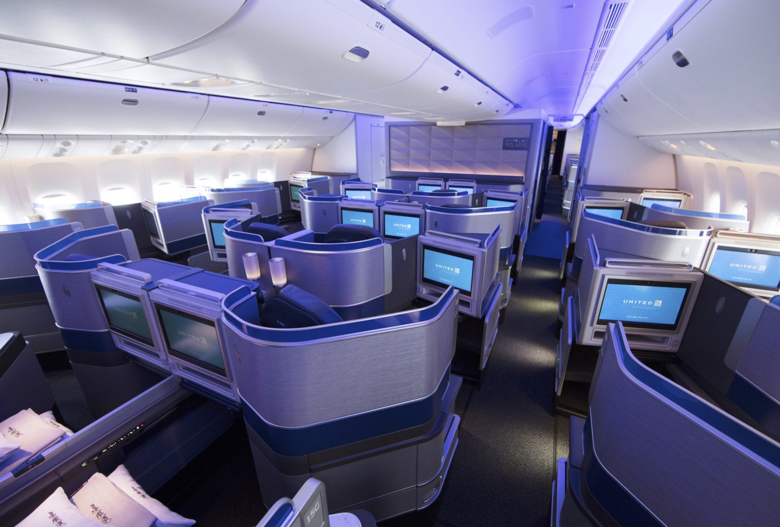 How To Use United PlusPoints To Upgrade Your Next Flight [2023]