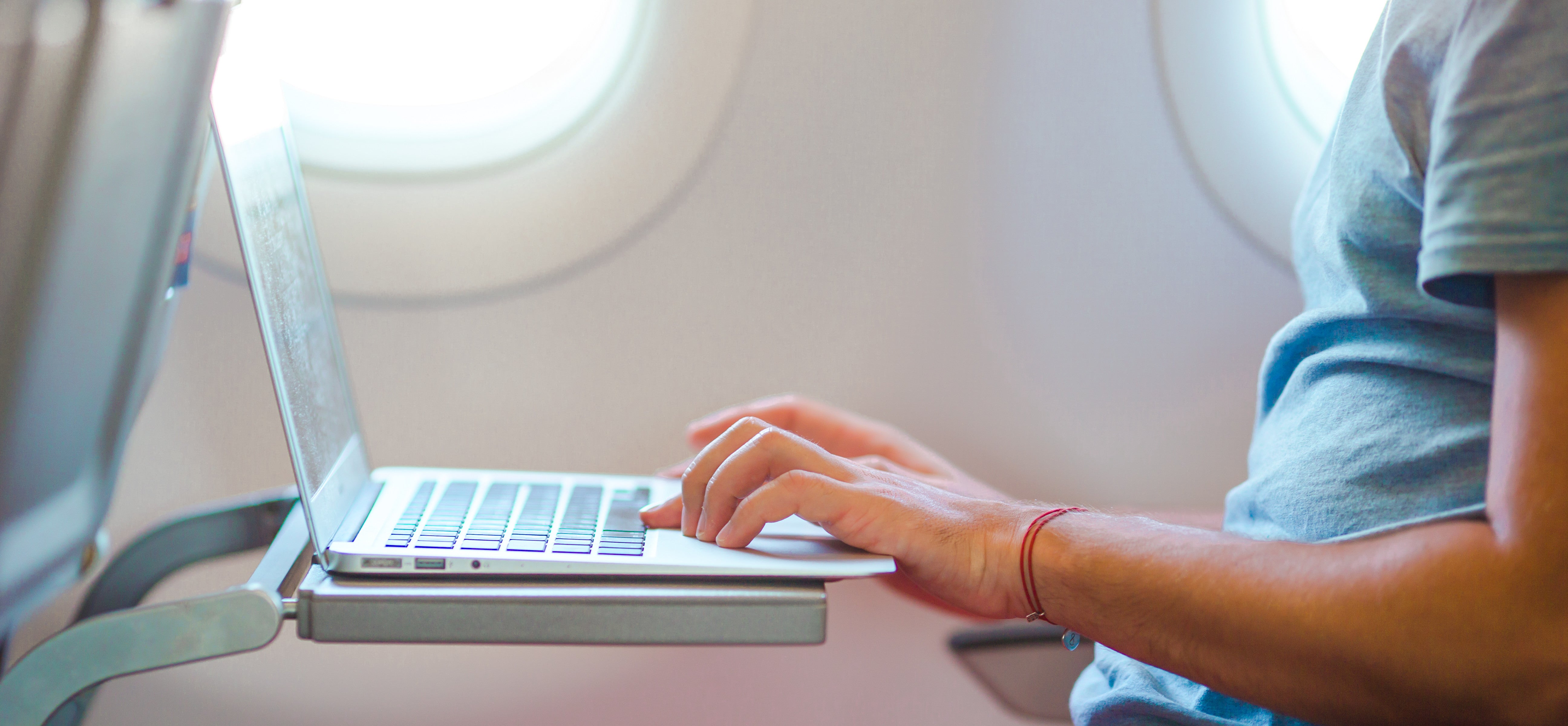 Airplane Wi-Fi - How It Works, Airline Availability, Fees & More [2022]