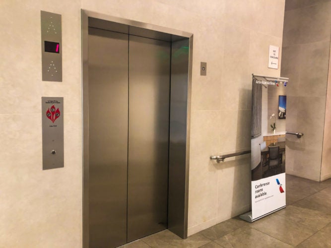American Airlines Flagship Lounge Review [Los Angeles Airport]
