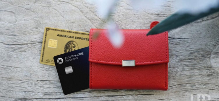 Chase Freedom Unlimited Card vs. Amex Gold Card [2022]