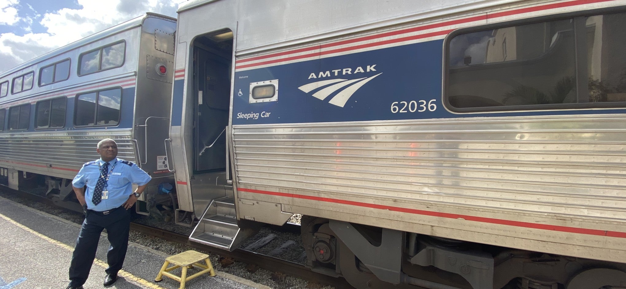 Updated Dining Options on Amtrak Long-Distance and Acela Trains
