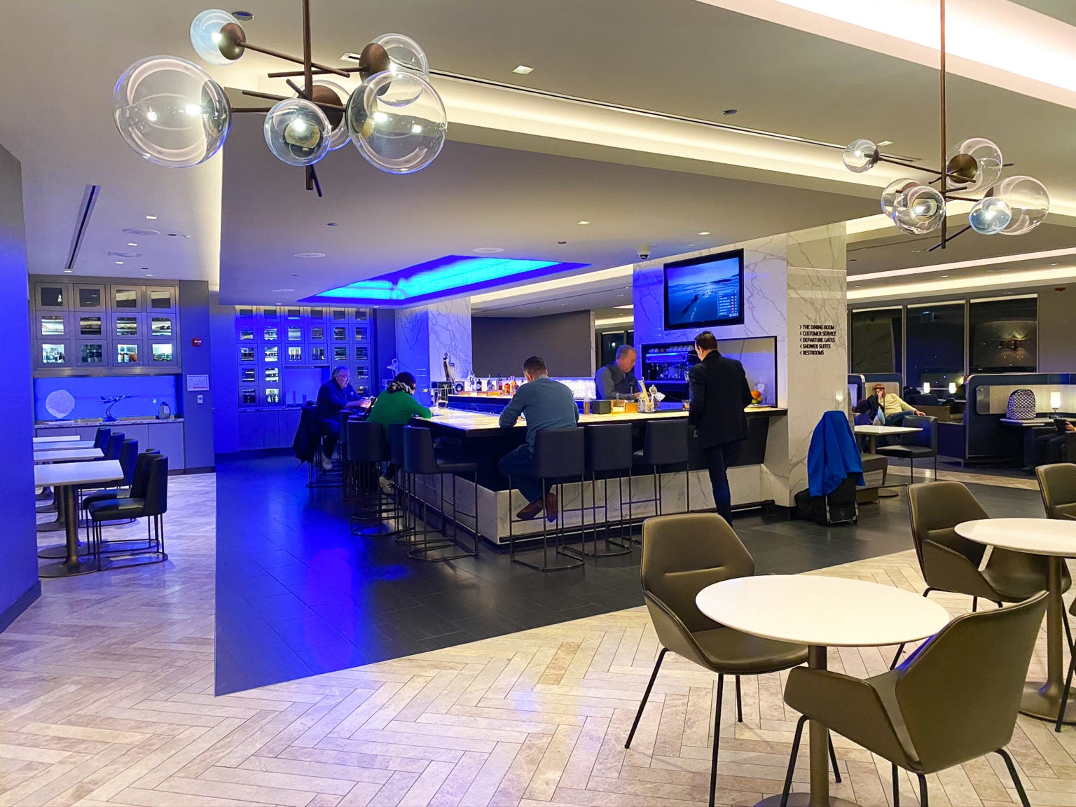 List of Airport Lounges at Chicago O'Hare Int'l Airport [ORD]