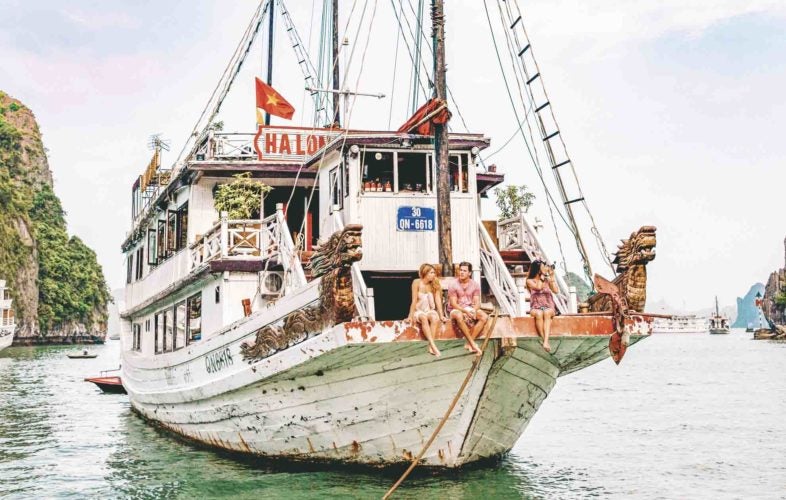 Contiki Review - Travel Tours, Group Vacations, Adventures [2023]