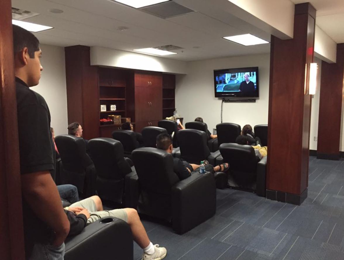 List of Airport Lounges at Dallas Fort Worth Airport [DFW]