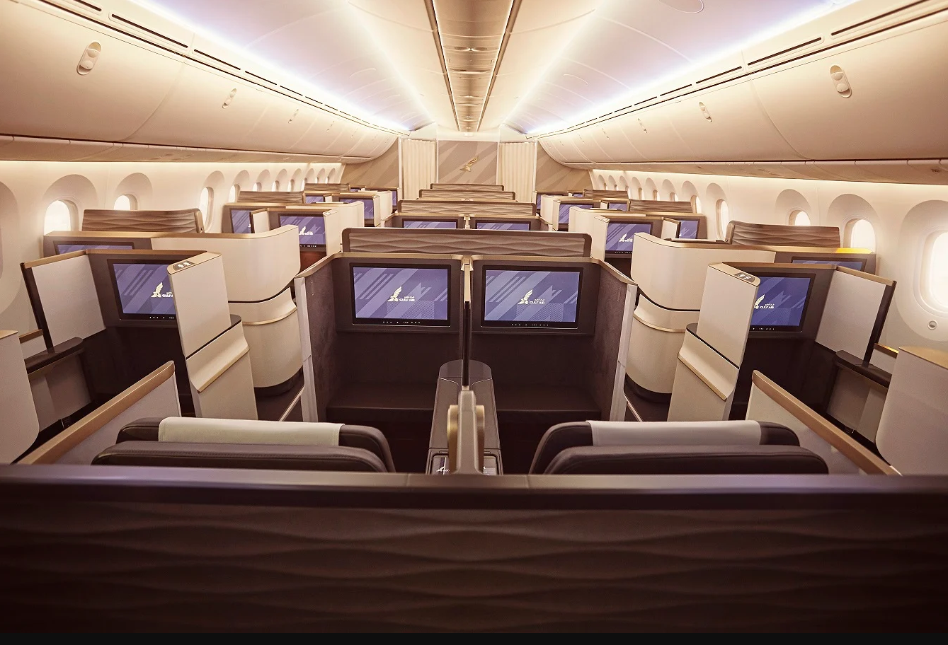 The World's 21 Best Business Class Seats for Solo Travelers
