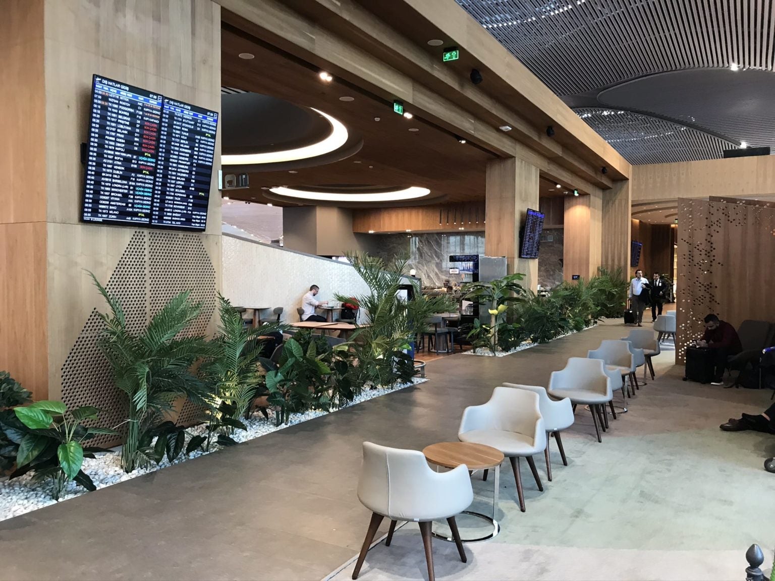 The 18 Best Priority Pass Lounges in the World [2023 Guide]