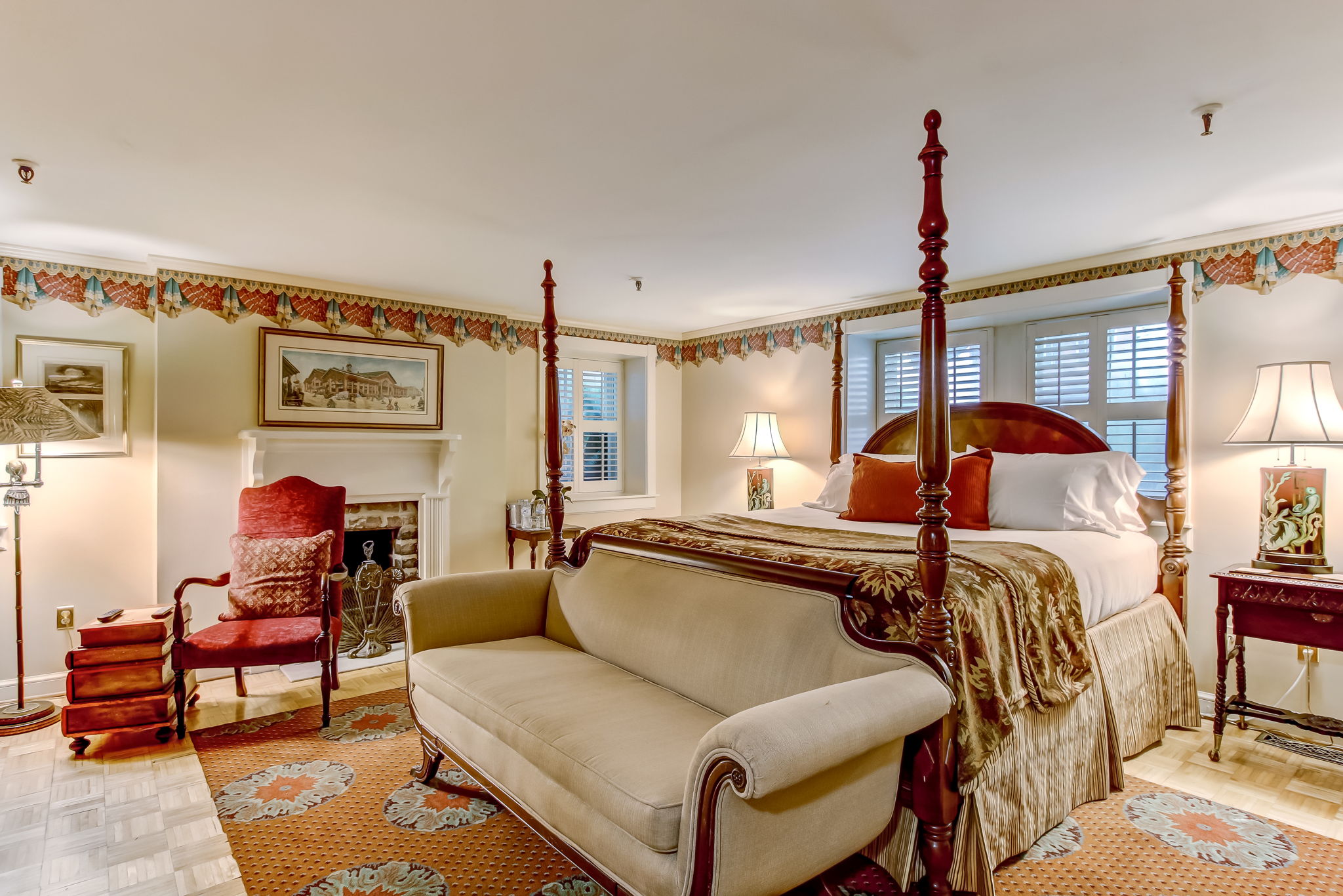 The 10 Best Boutique Hotels in Savannah [2023]