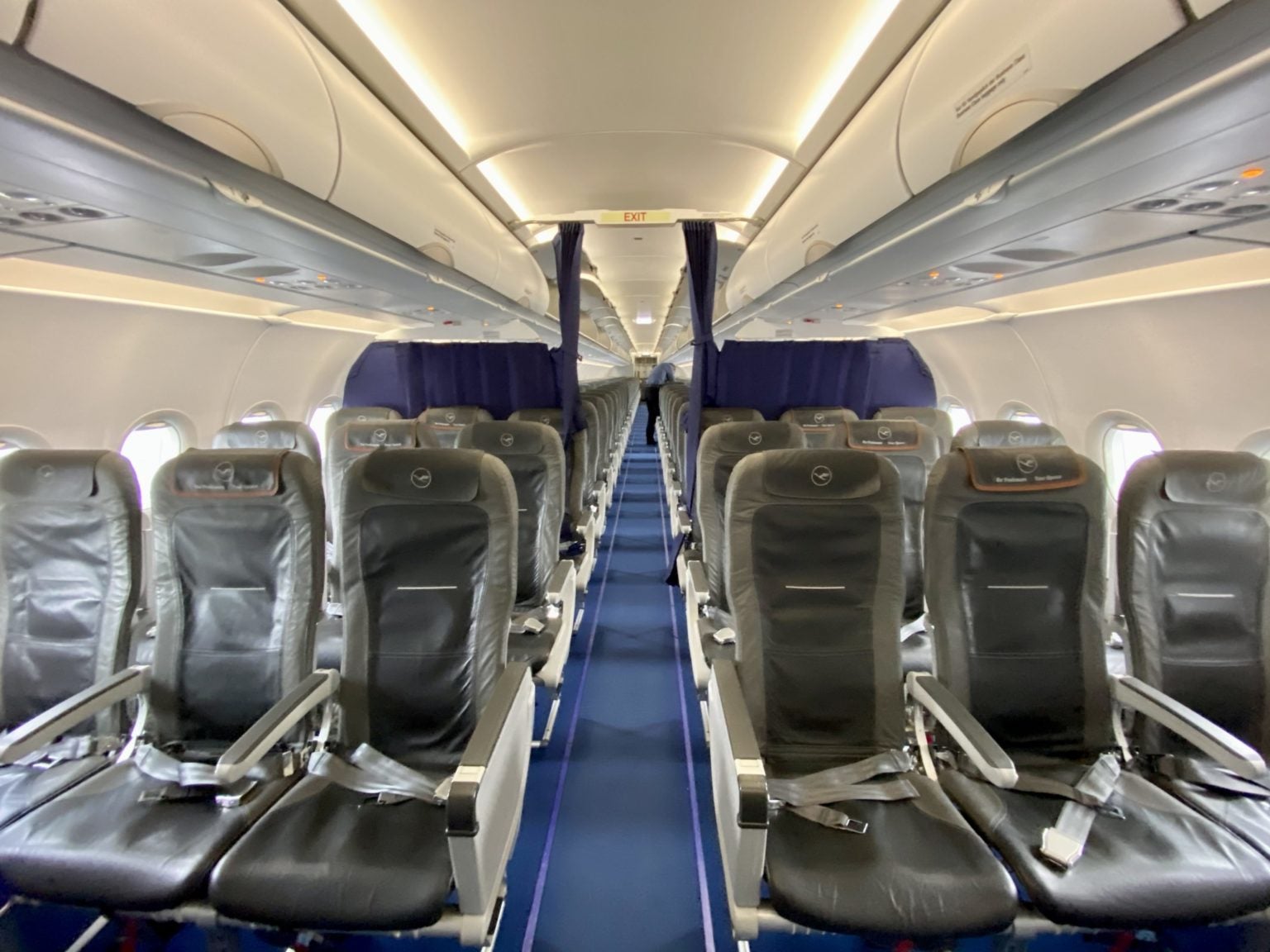 Lufthansa Embraer E190 European Business Review [FRA to NCL]