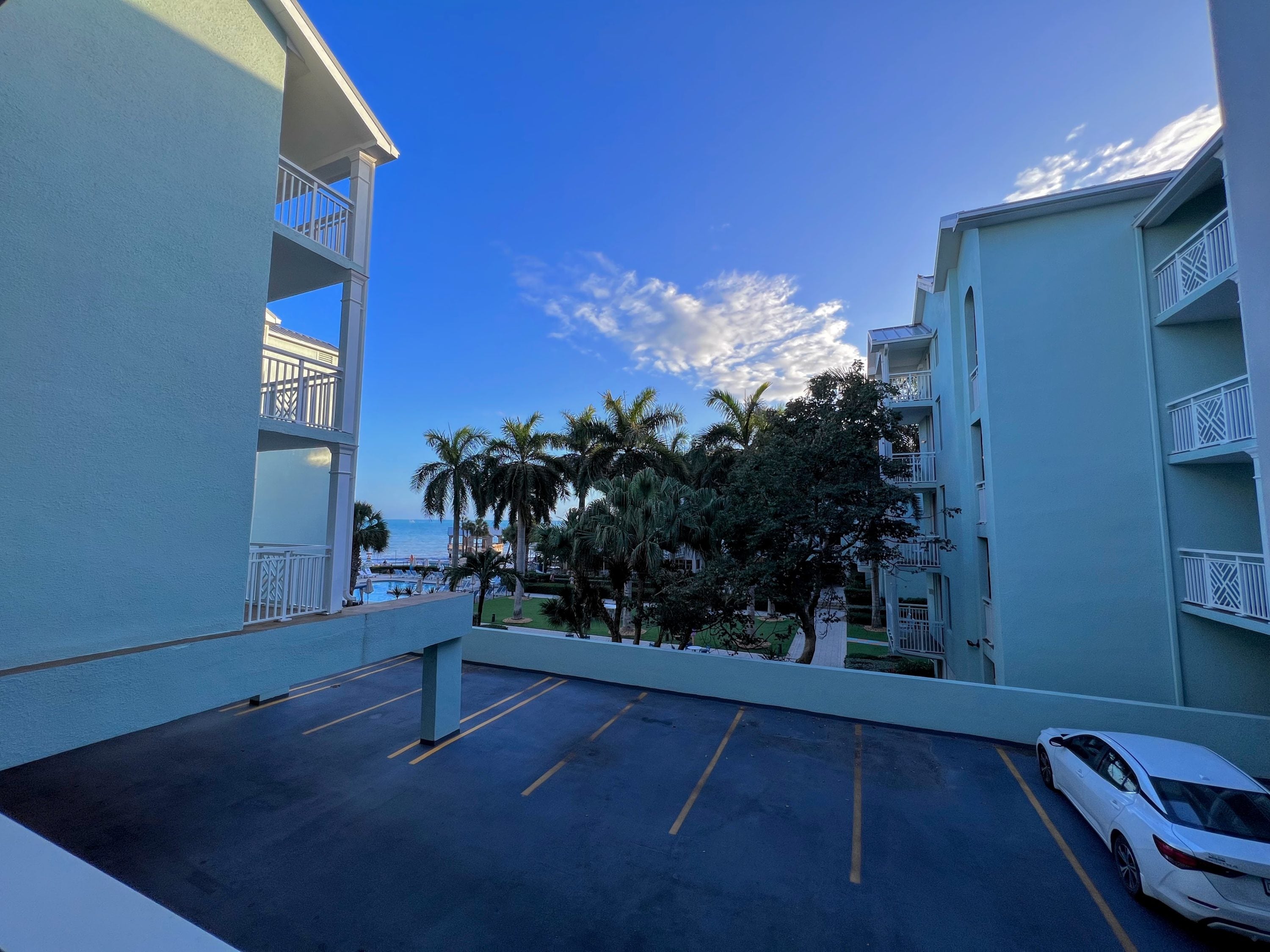 The Reach Key West, Curio Collection by Hilton [In-depth Review]