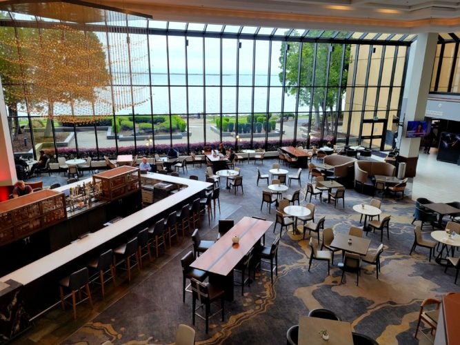 San Francisco Airport Marriott Waterfront [In-depth Review]