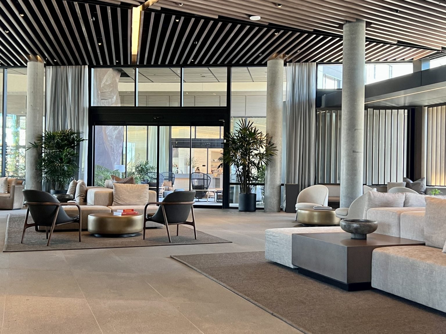 TETRA Hotel, Autograph Collection in California [In-depth Review]