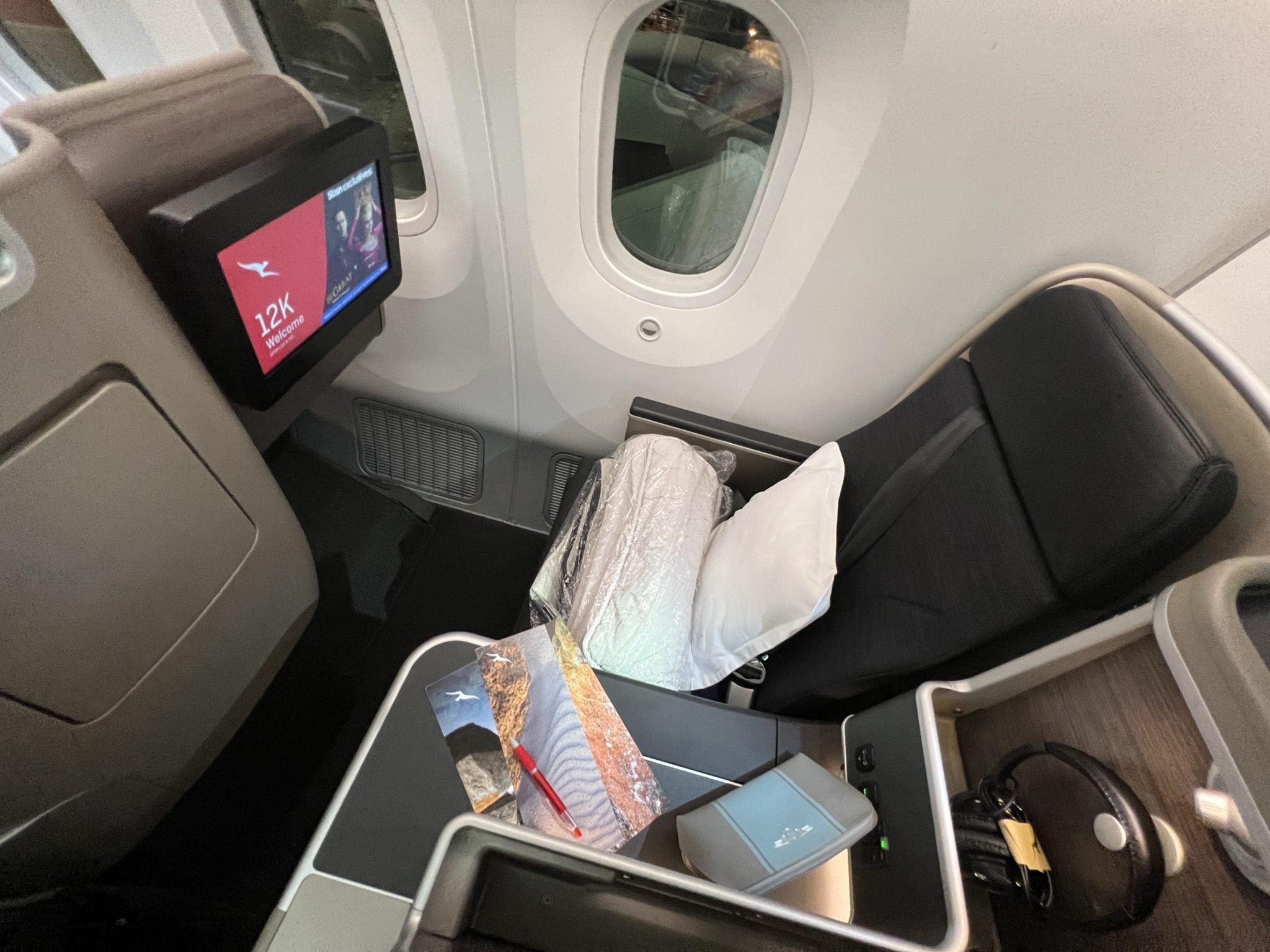 Qantas 787-9 Business Class Review June 2022 [LAX to MEL]