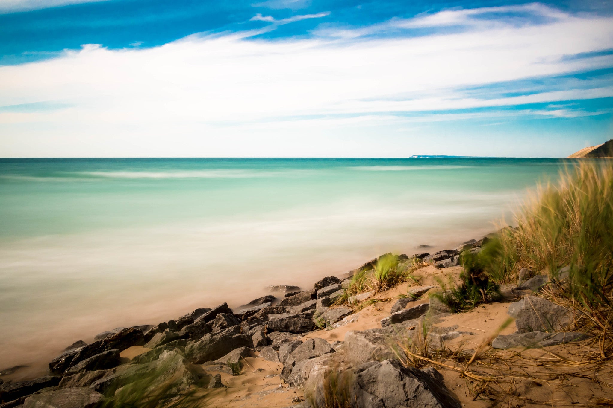The 22 Best Beaches in Michigan in 2023 [With Detailed Map]