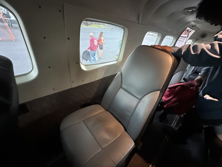 Mokulele Airlines Grand Caravan Economy Review [LNY to OGG]