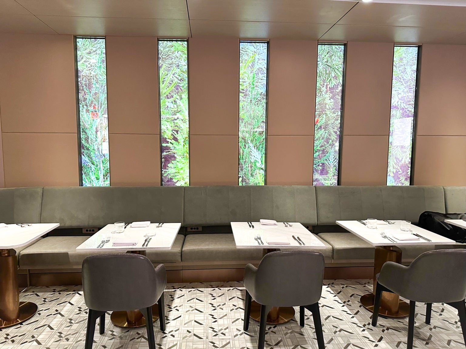 Chelsea Lounge at JFK International Airport in New York [Review]