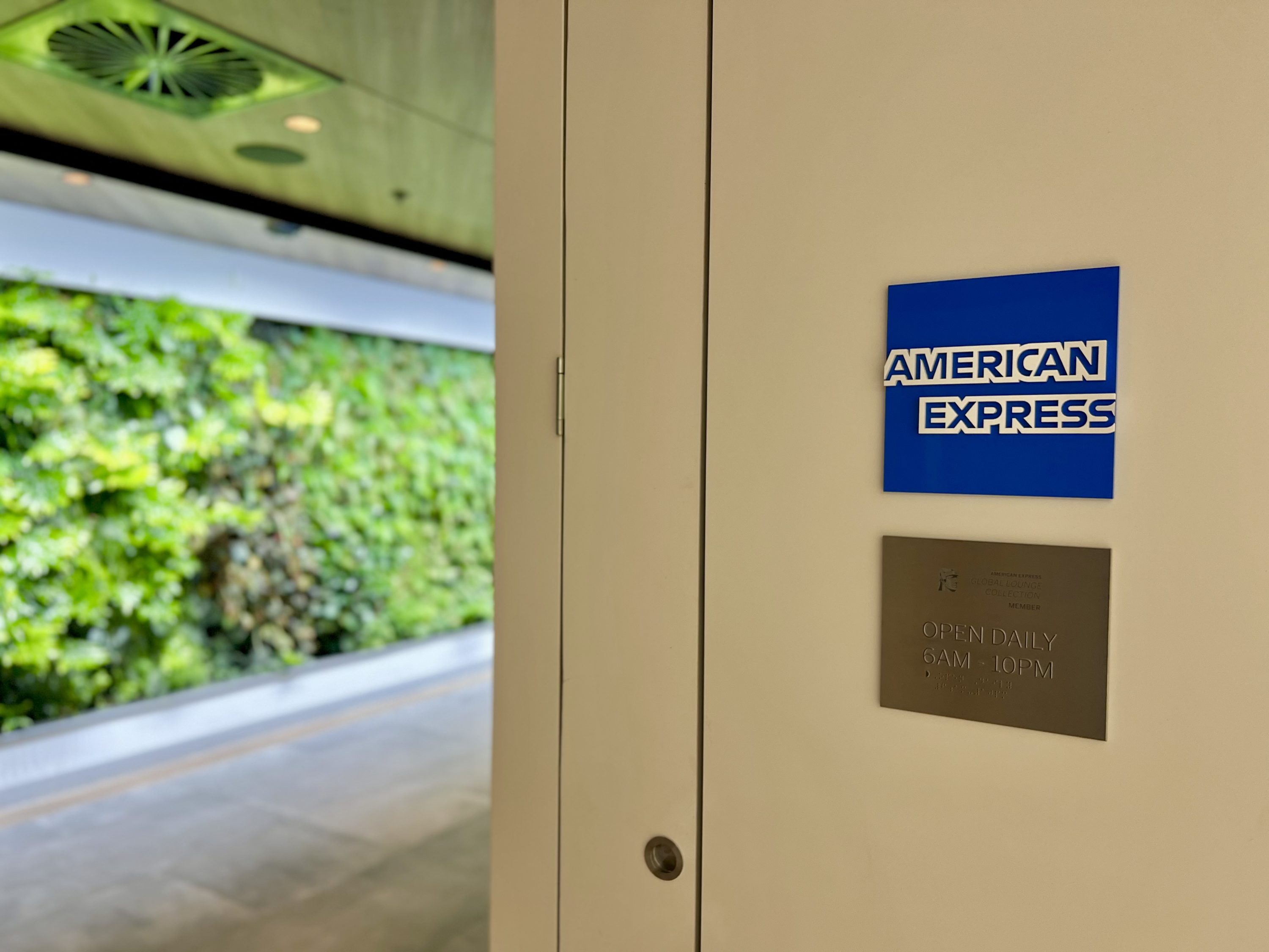 Earn 3K Points With the American Express® Rewards Debit Card