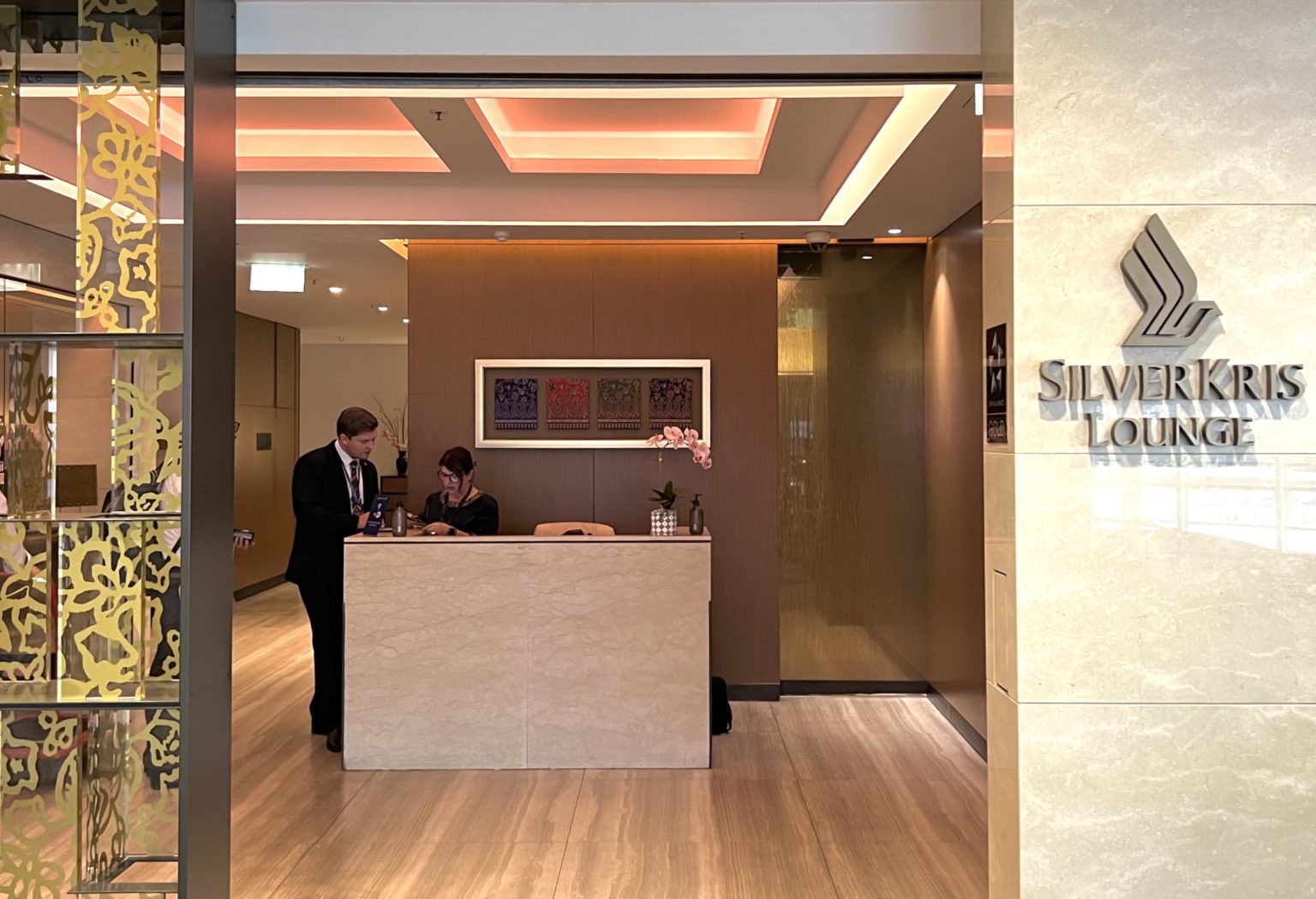 Singapore Airlines SilverKris First Class Lounge Sydney [Review]