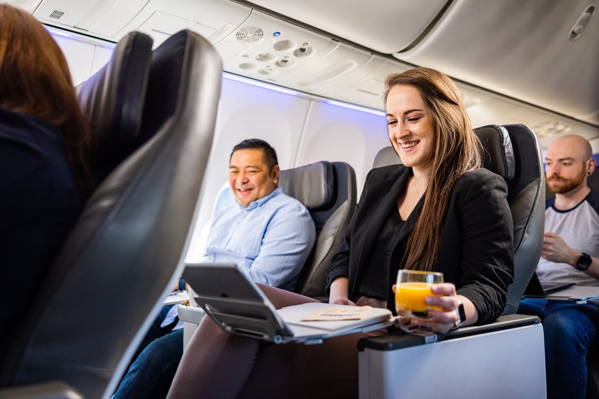 Alaska Airlines Adds Nonstop New York-Anchorage Route Alaska Airlines Adds Nonstop New York-Anchorage Route