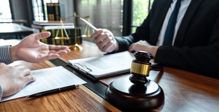 How To Get Derogatory Marks Removed From a Credit Report