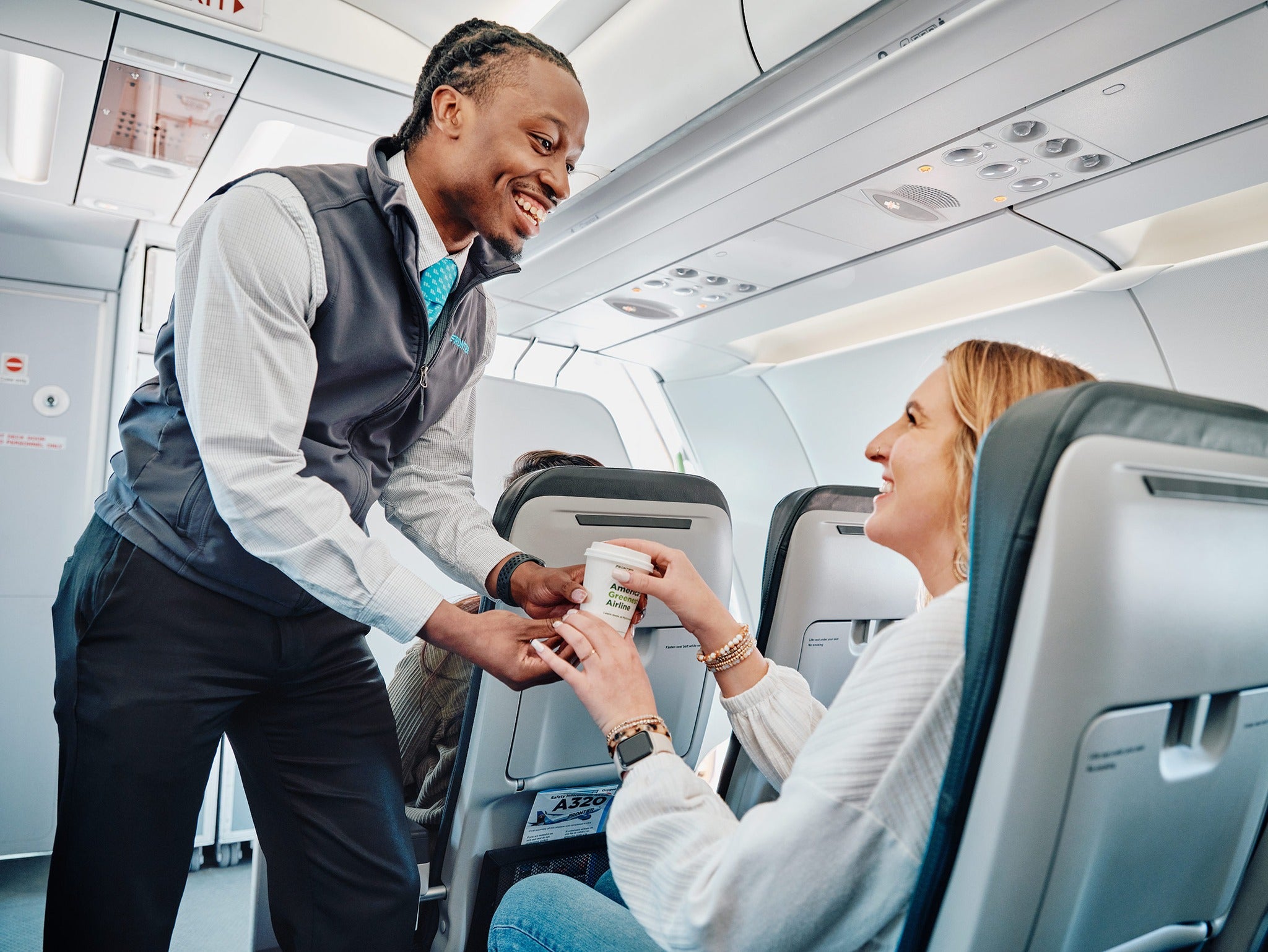 Frontier Returns to Hollywood Burbank Airport After 3 Years