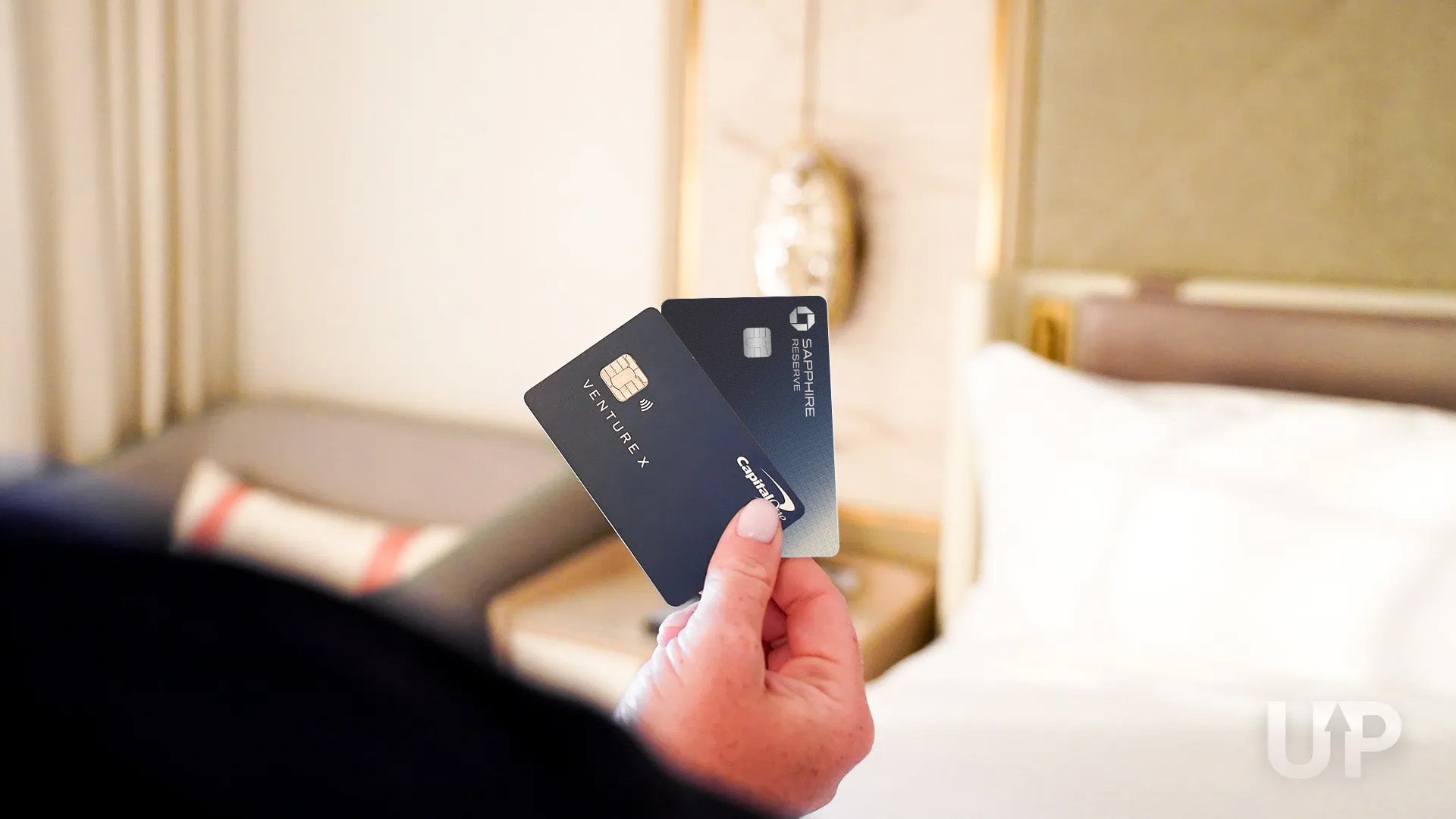 13 Best Credit Cards for Booking Airbnb or Vrbo Stays [2025]