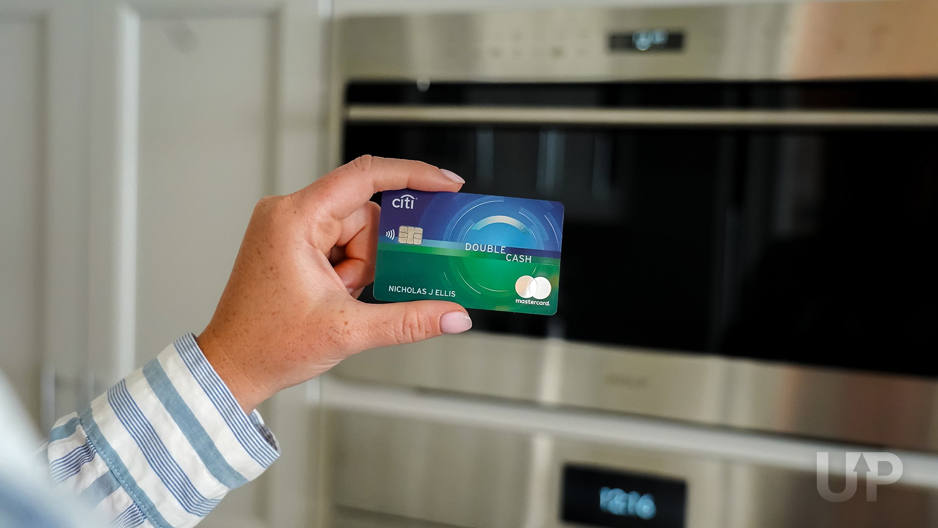 The 9 Best Credit Cards for Shopping at Department Stores [2026]