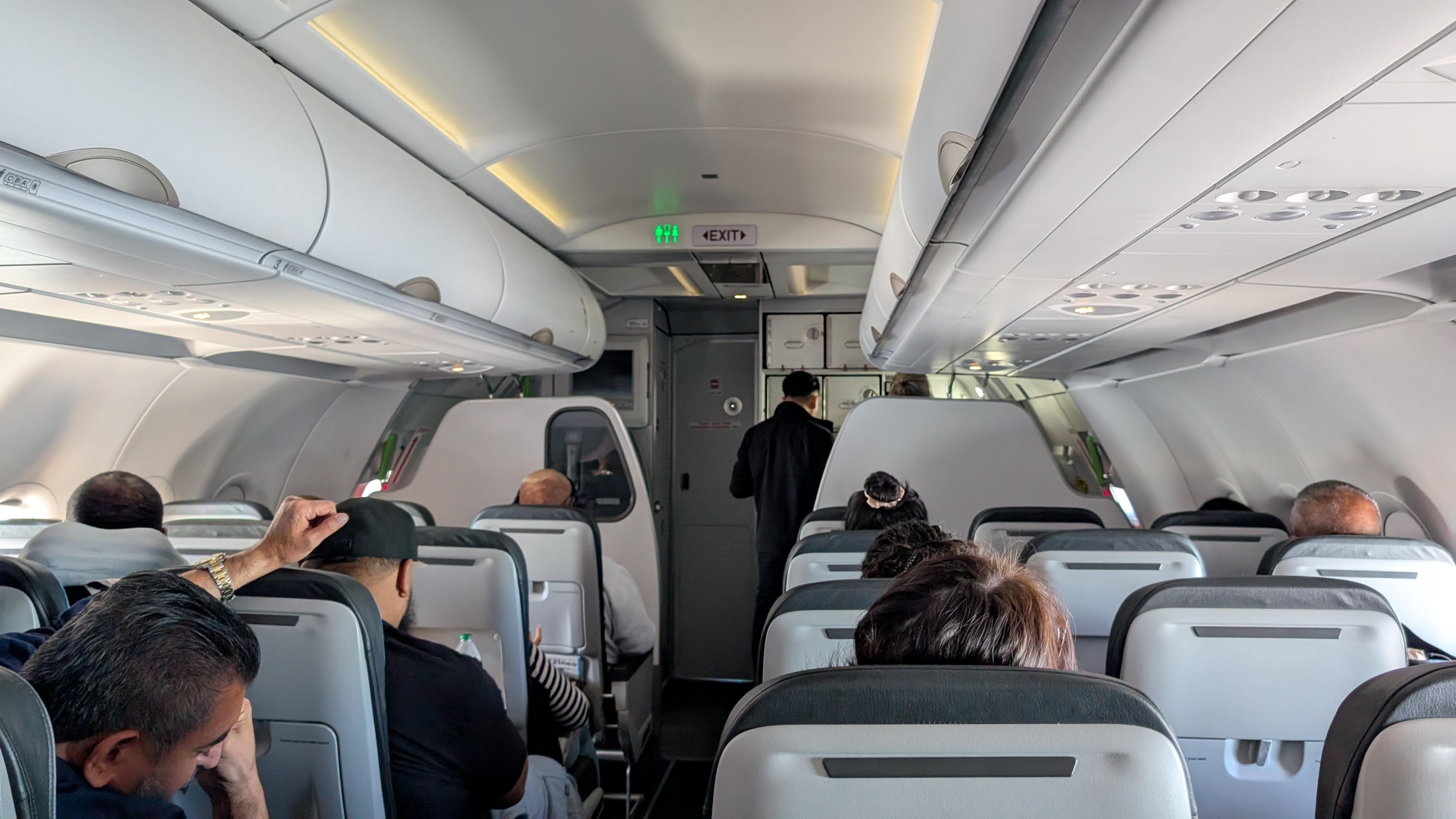 How Does Air Travel Insurance Work? [In-Depth Travelers' Guide]