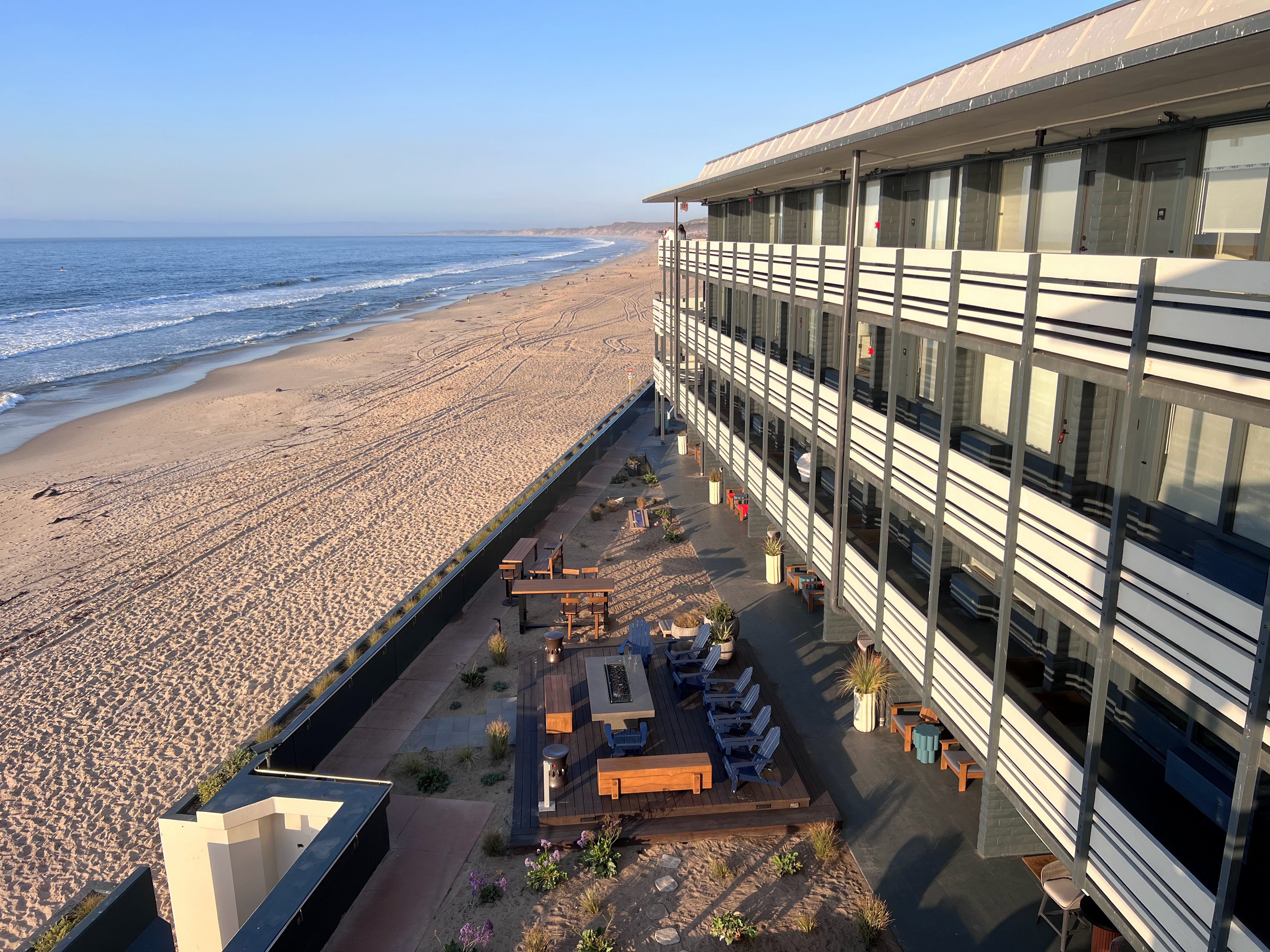 What To Expect at Monterey Beach Hotel, a Tribute Portfolio Hotel