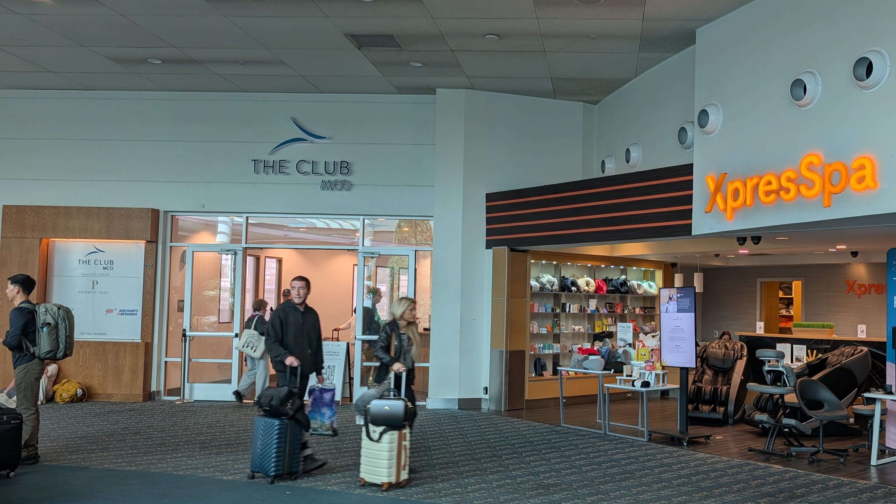 The Club MCO Airside 1 at Orlando International Airport [Review]