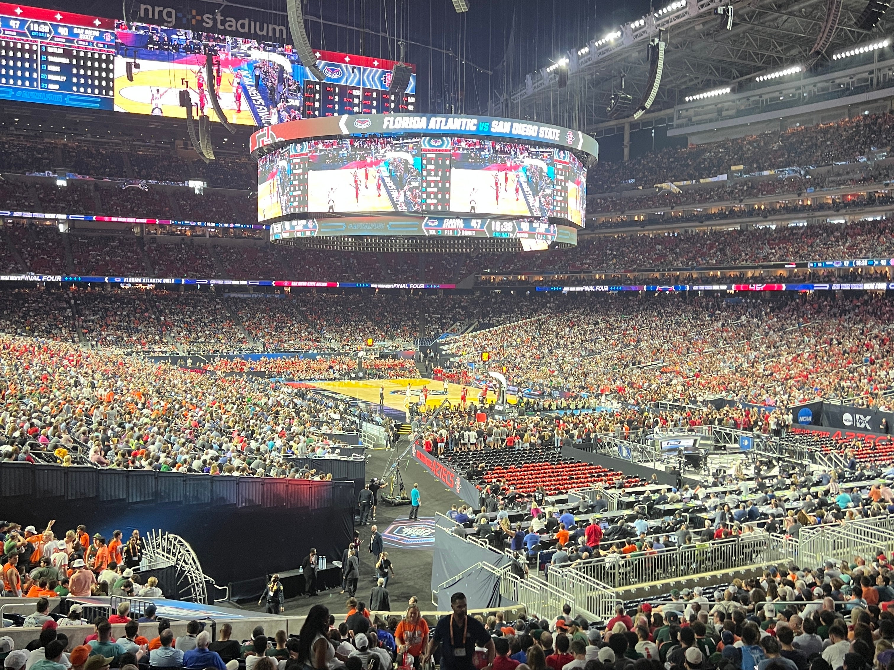 Marriott March Madness Promo: Win Bonus Points, Bid on Final 4