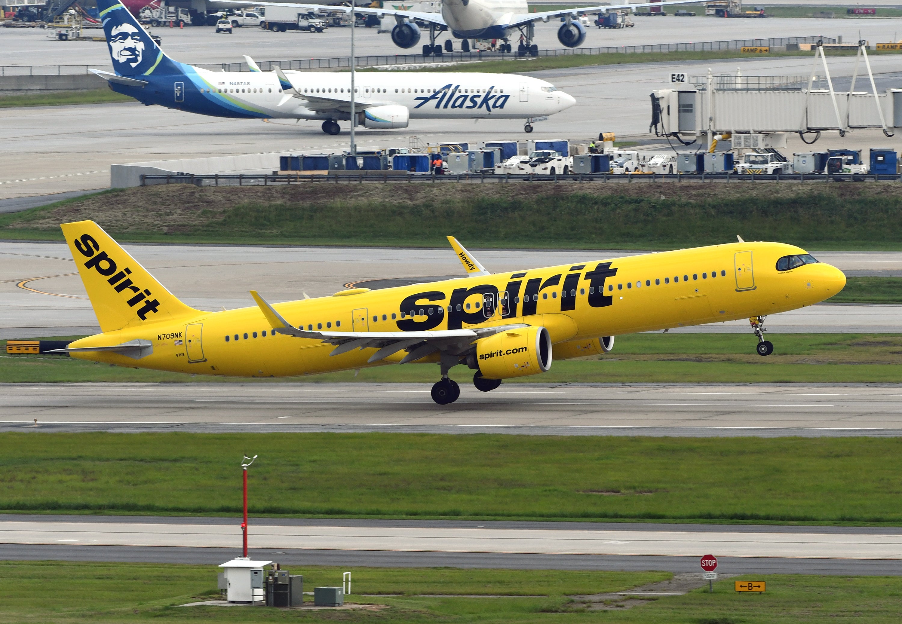 Spirit Credit Cardholders Now Get Free Checked Bags on Flights