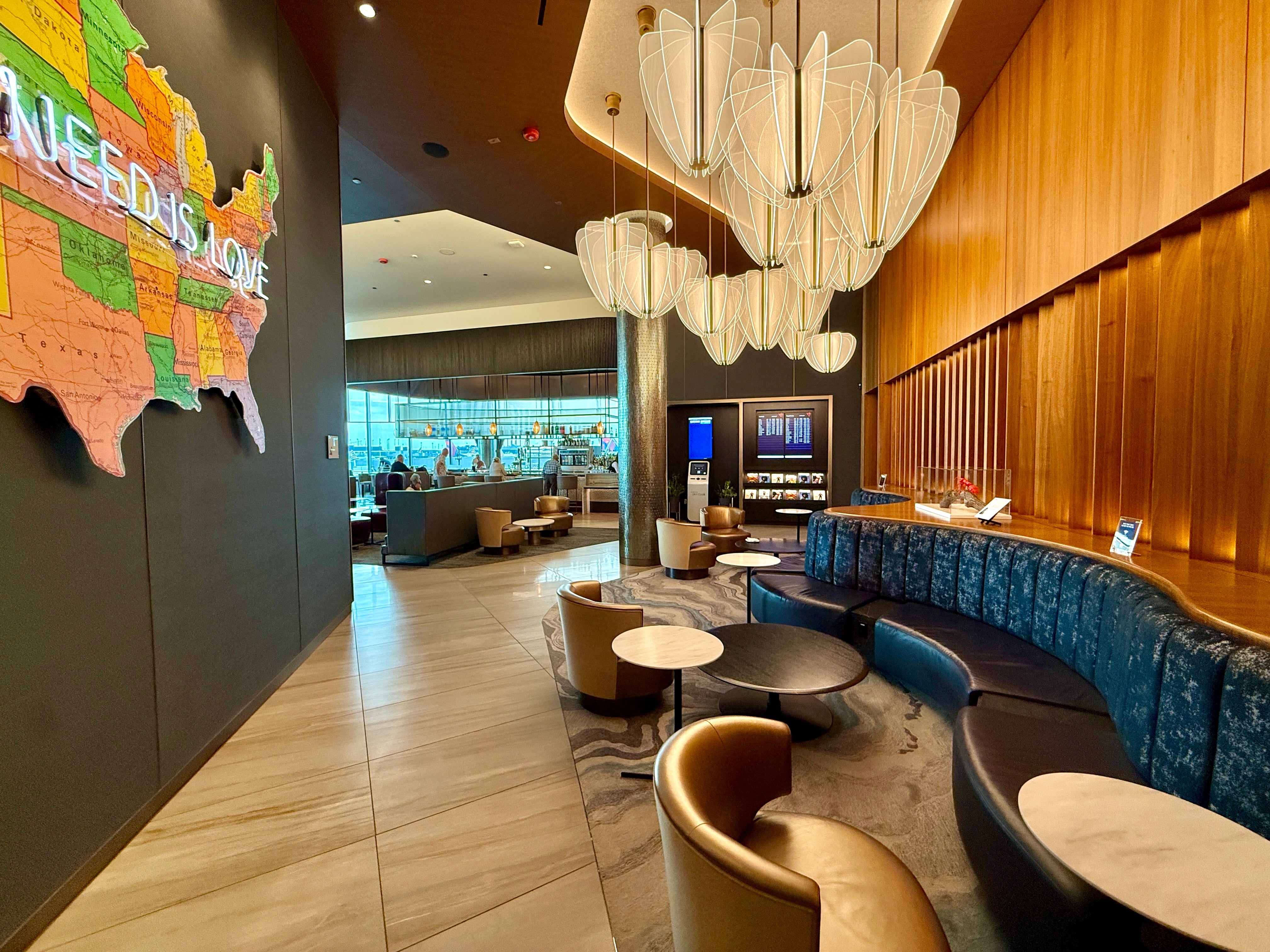 Delta Sky Clubs on Arrival Is My Favorite Amex Platinum Perk