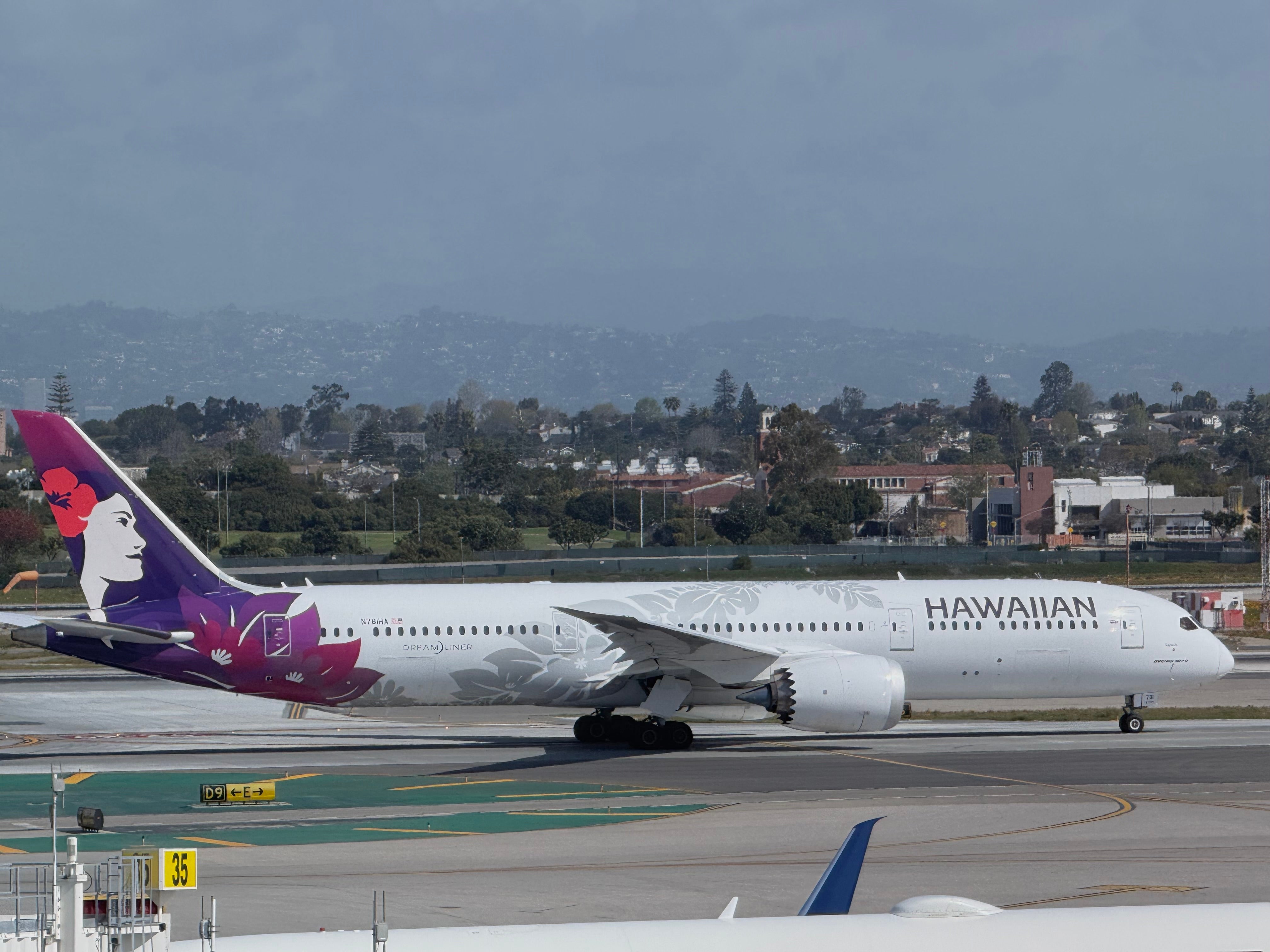 Hawaiian Adds More Dreamliner Flights to Winter Schedule