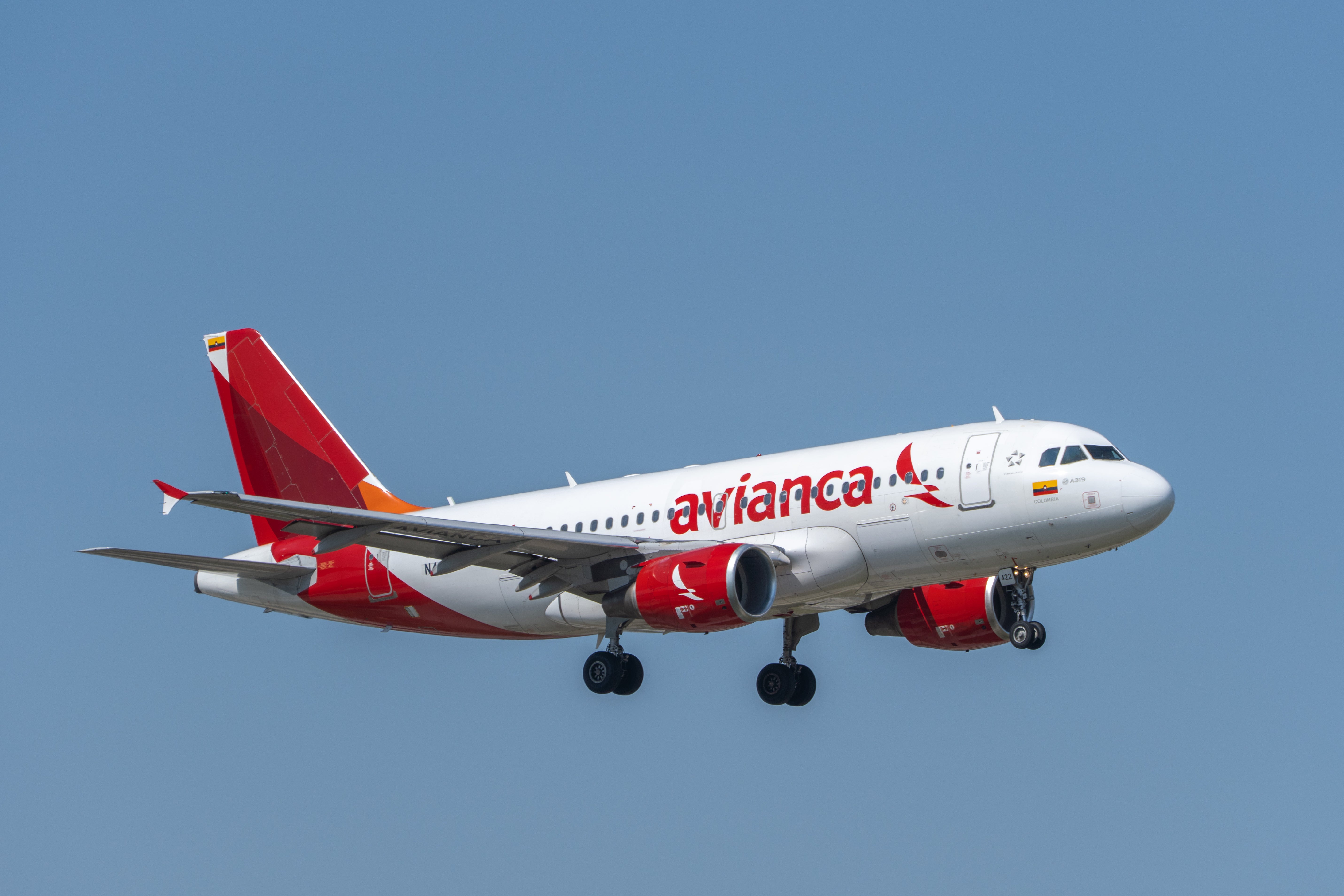 Avianca Review: Seats, Amenities, Customer Service, and Fees
