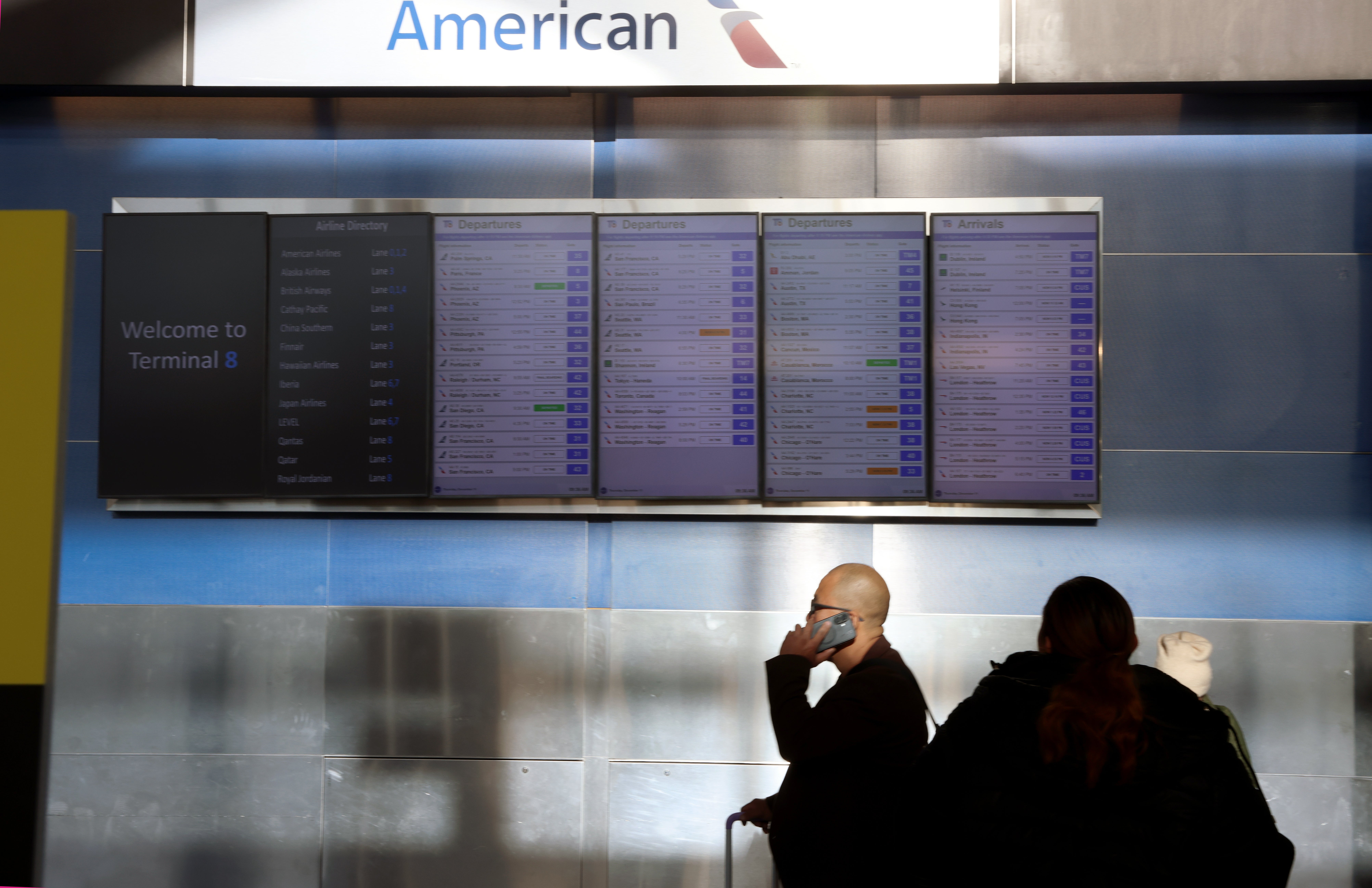 Best International Cell Phone Plans for Travelers [2026]