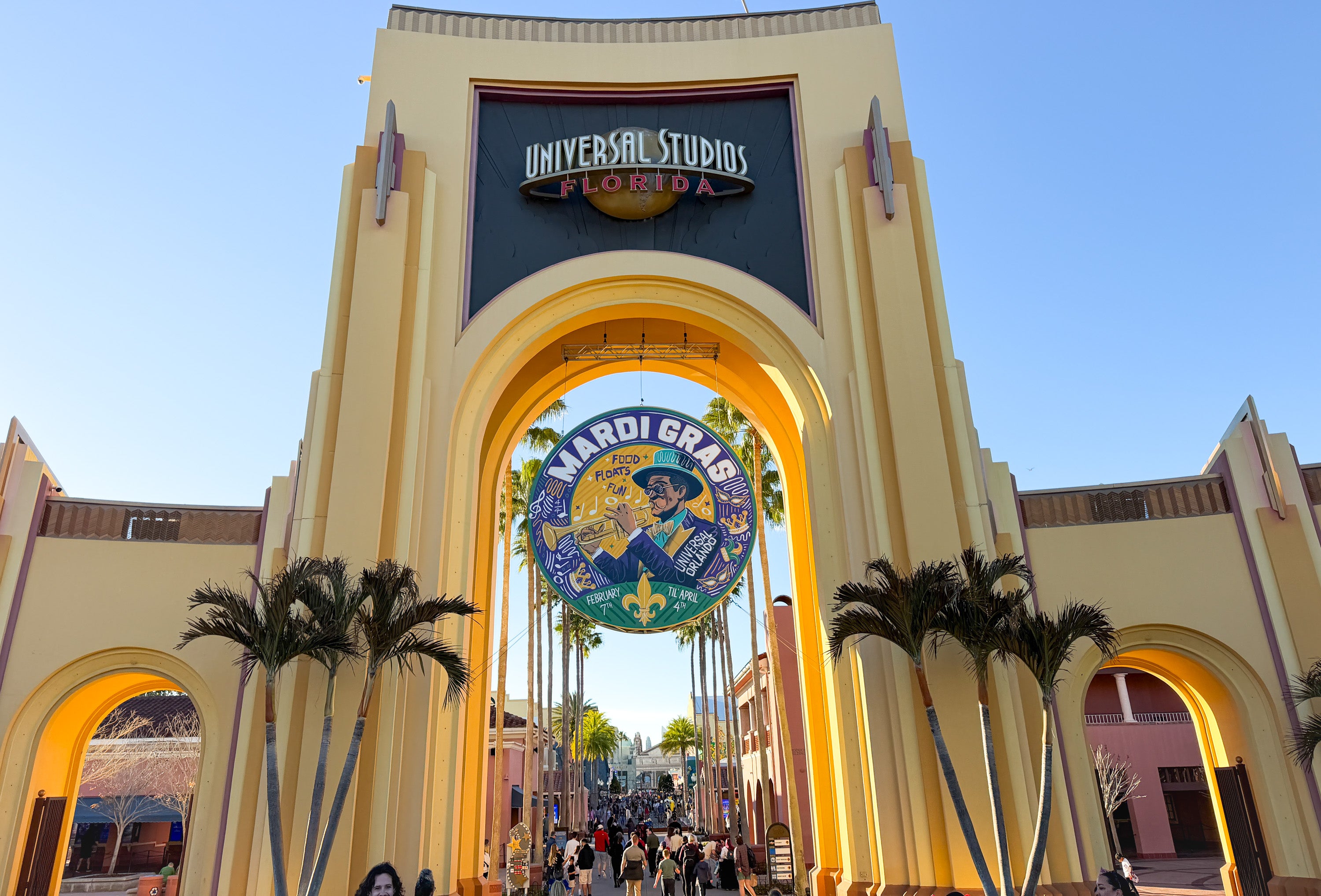 Universal Orlando Mardi Gras 2026: Dates, Food, Parade & Shows