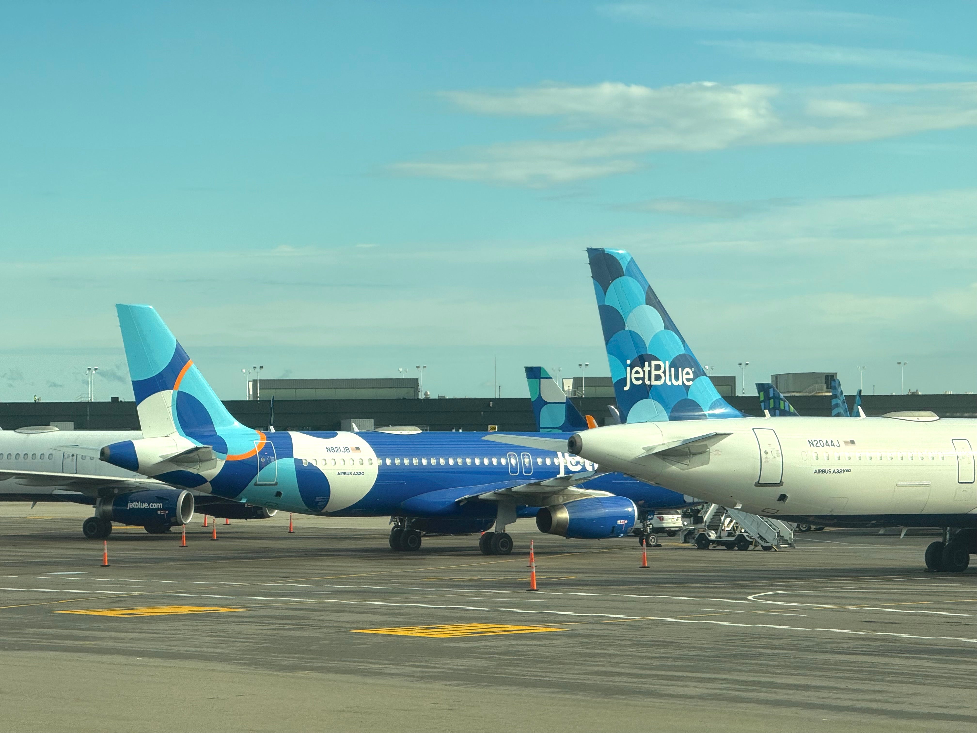 JetBlue Increases Bag Fees To Offset Higher Fuel Prices